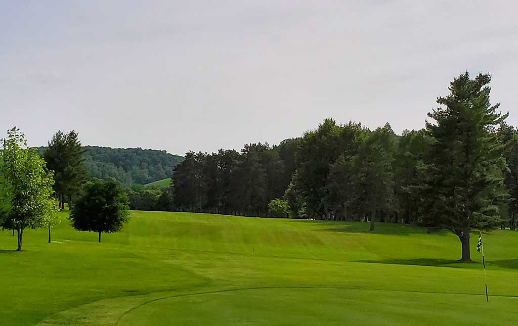 Course Tour – Rolling Greens Golf Club