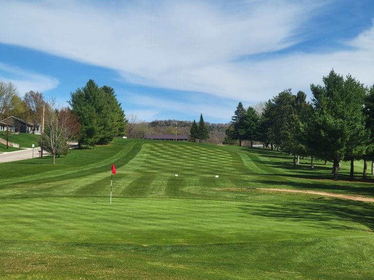 Course Tour – Rolling Greens Golf Club